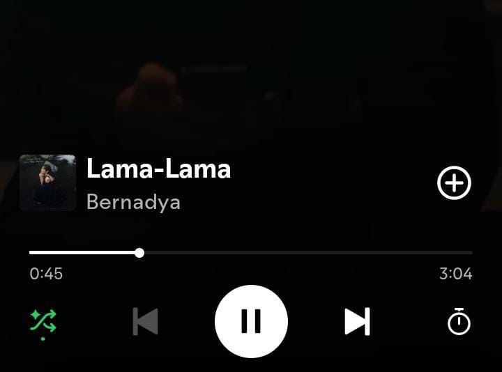 Lirik Seperti Kisah Nyata, Ini Makna Lagu Lama - lama Milik Bernadya ...